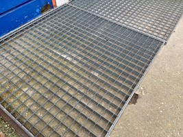 Gebruikte stalen looprooster Circulaire-bouwmaterialen